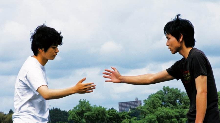 Bukimi na Mono no Hada ni Sawaru (Live) | AnimeClick.it