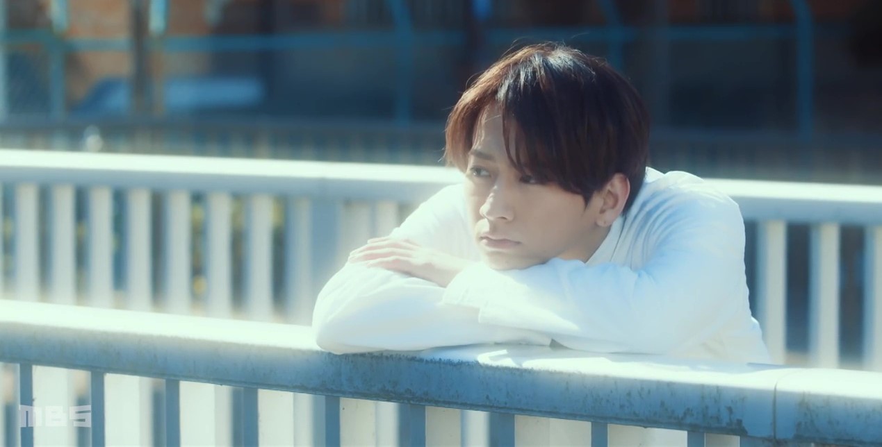 Mr. Unlucky Has No Choice but to Kiss! (Live) | AnimeClick.it