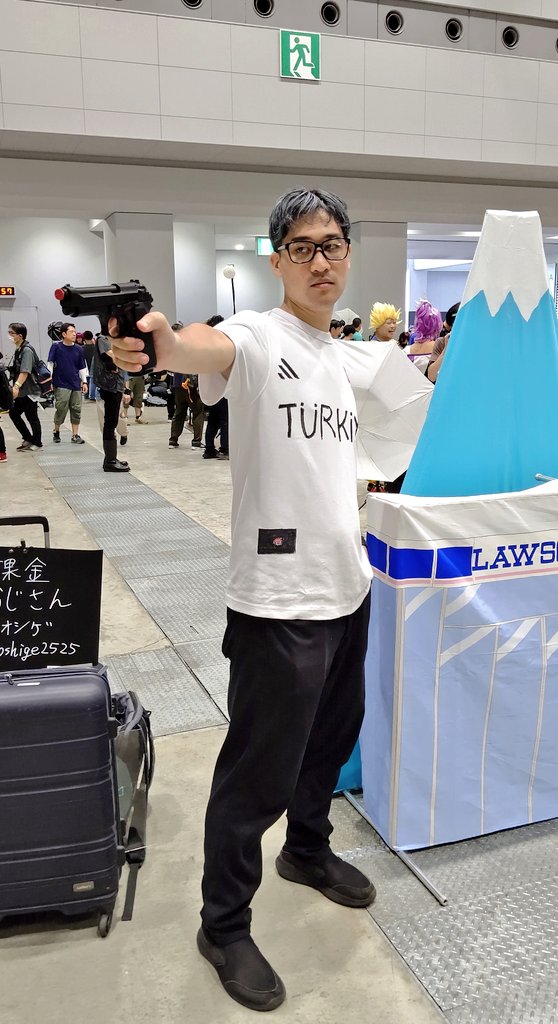 Comiket: l'edizione 104 registra 260.000 presenze - I cosplay più belli ...