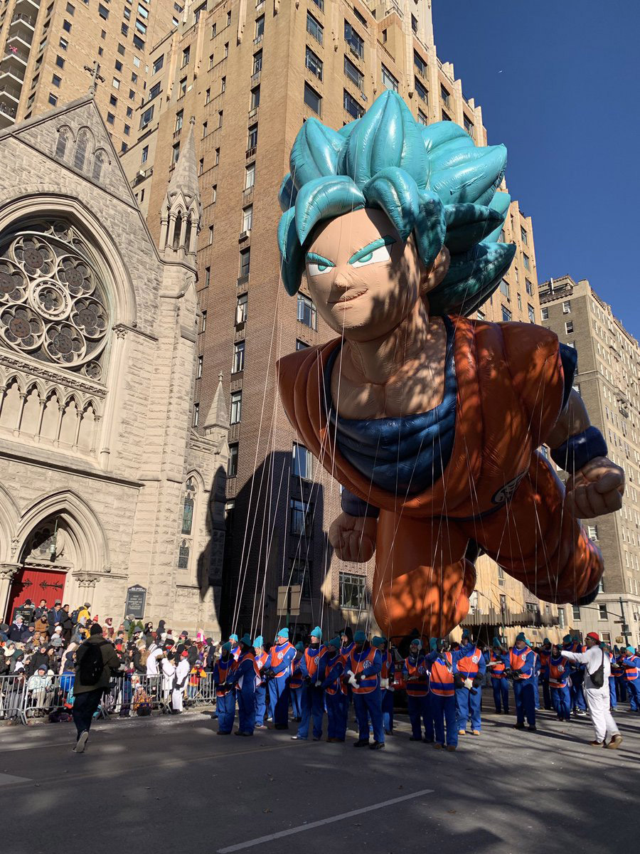 New York: Goku vola in parata per il Giorno del Ringraziamento | AnimeClick