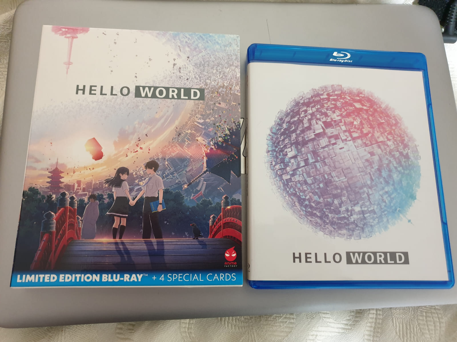 Hello World: unboxing della Limited Edition Blu-ray | AnimeClick