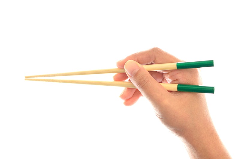 Hashi: piccola guida pratica all'uso corretto delle bacchette | AnimeClick