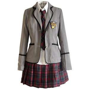 Tutto quello che avreste voluto sapere sulle uniformi scolastiche ...